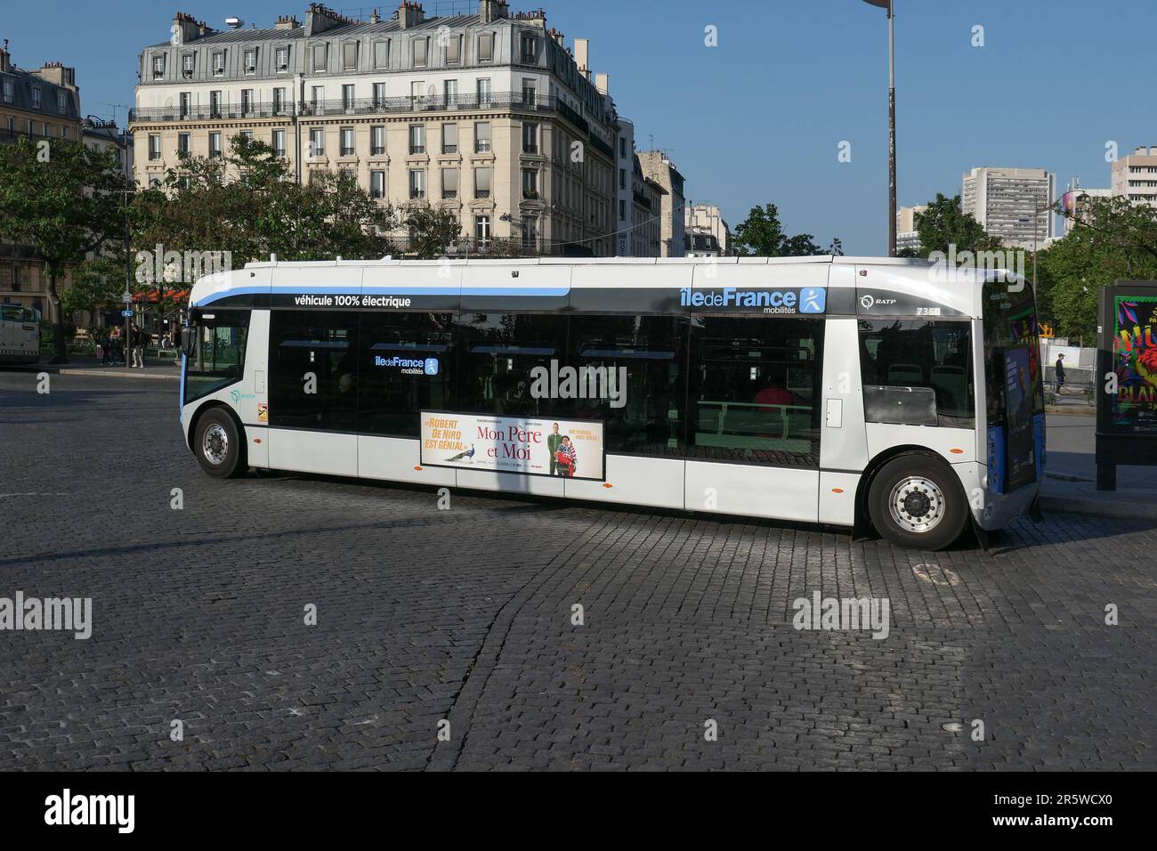 Paris, Elektrobus Alstom Aptis // Paris, Electric Bus Alstom Aptis ...
