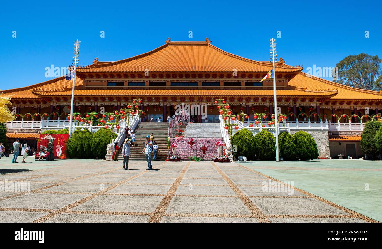 Largest buddhist temples in the southern hemisphere hi-res stock ...