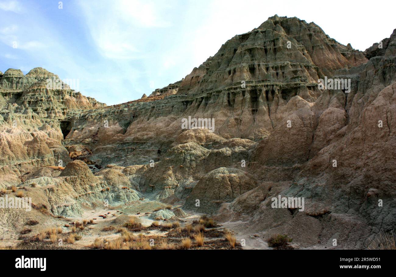 The Blue Basin, part of the Sheep Rock Unit. John Day Fossil Beds ...