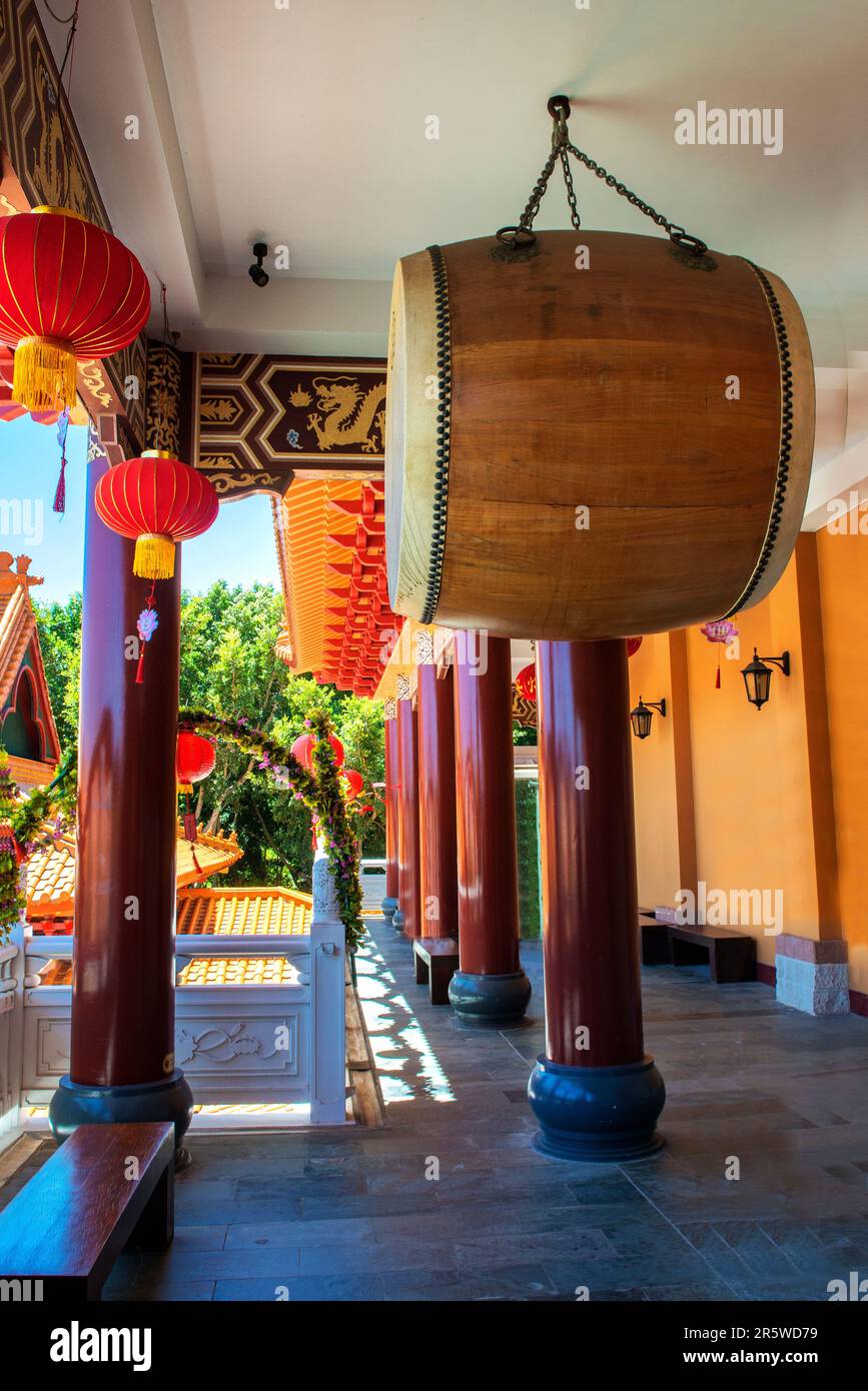 Largest buddhist temples in the southern hemisphere hi-res stock ...