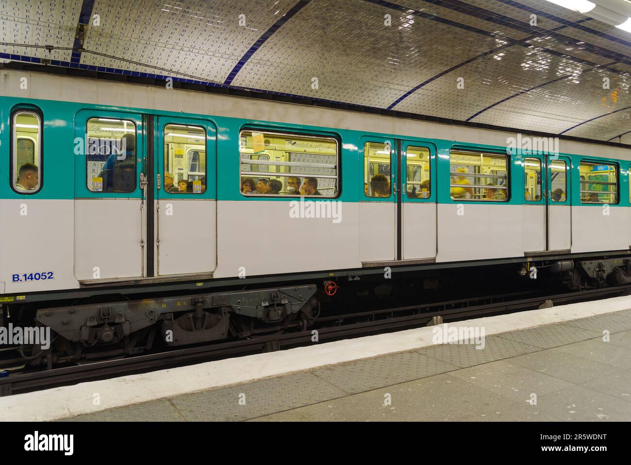 The empty platform and a subway train in Paris, France Stock Photo - Alamy