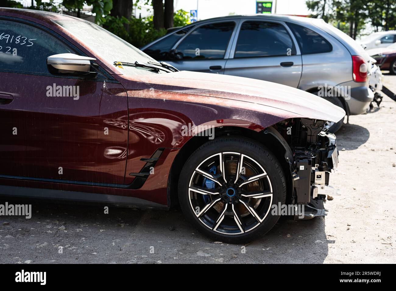 Car after crash accident on the street Stock Photo - Alamy