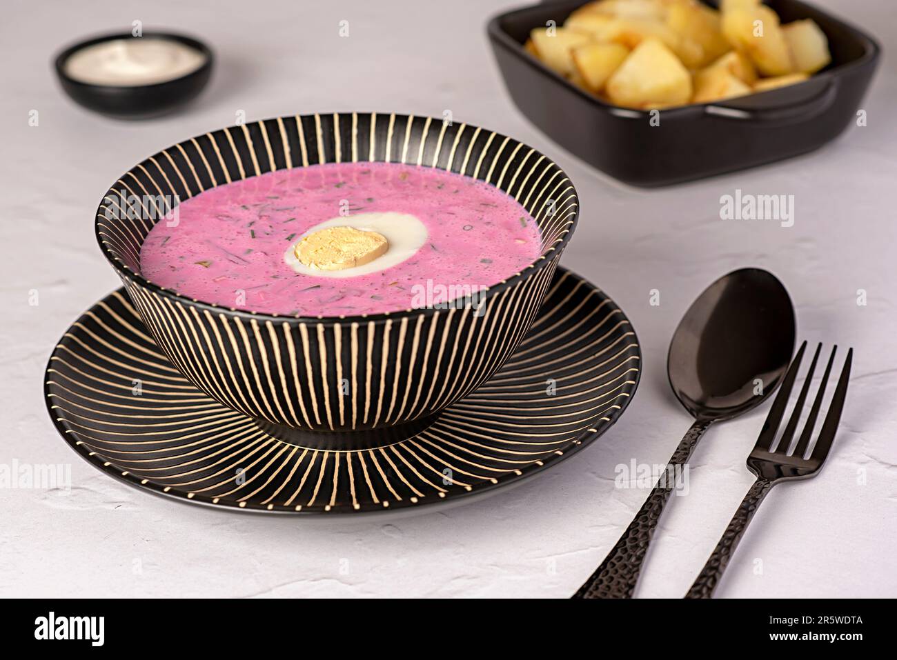 Beetroot fried egg hi-res stock photography and images - Alamy