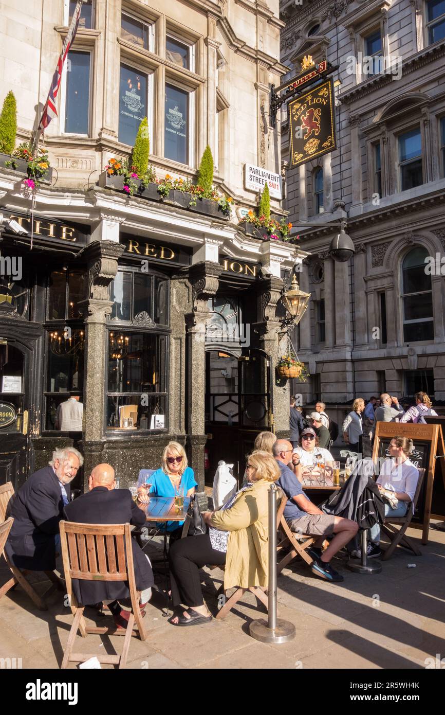 The Red Lion, Parliament Street, London, SW1, England, UK Stock Photo ...