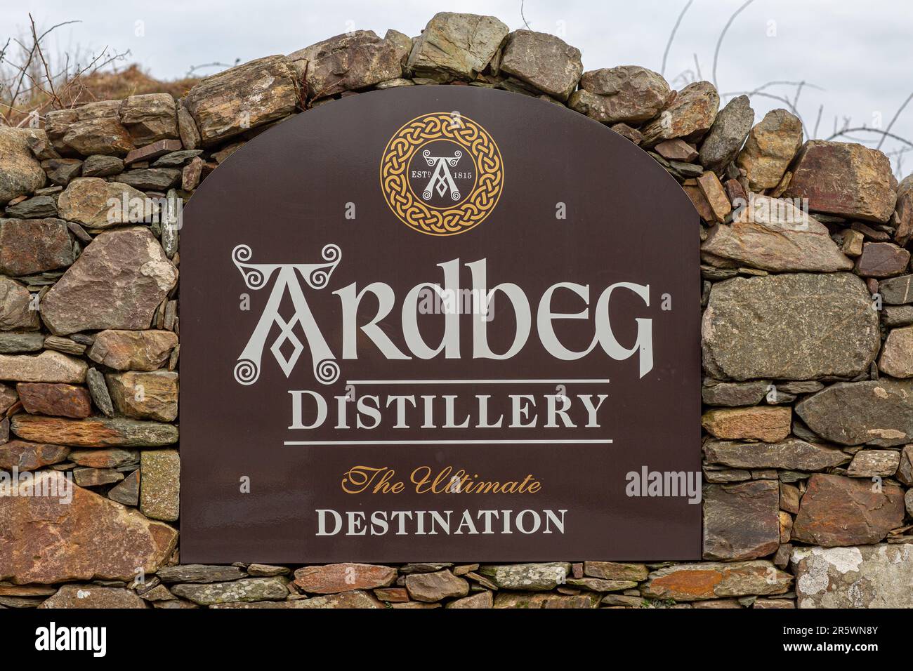 Scotch sign hi-res stock photography and images - Alamy