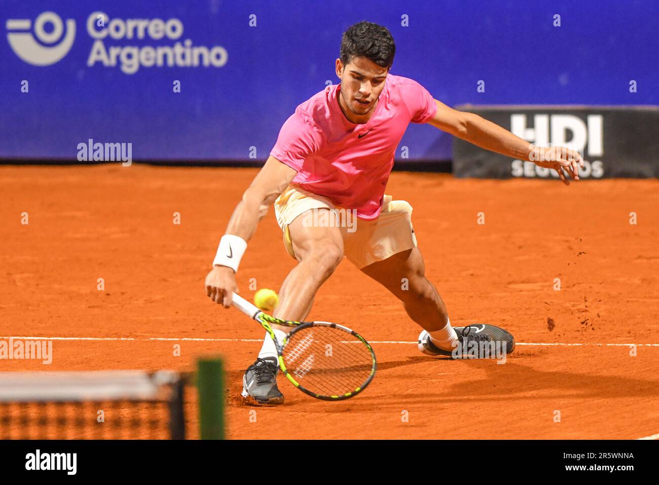 Carlos alcaraz volley hi-res stock photography and images - Alamy