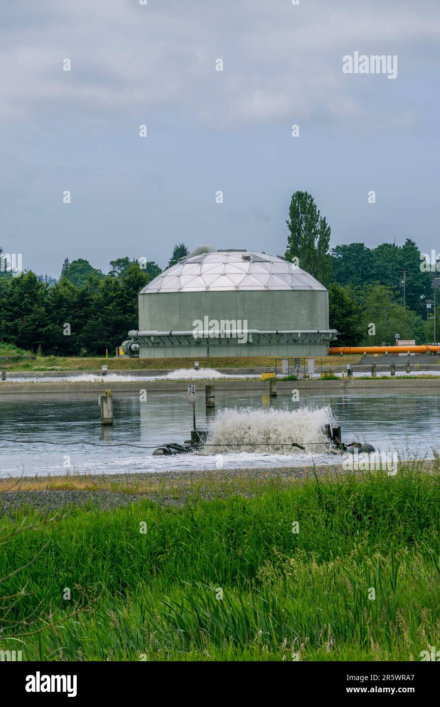 Everett water pollution control facility hi-res stock photography and ...