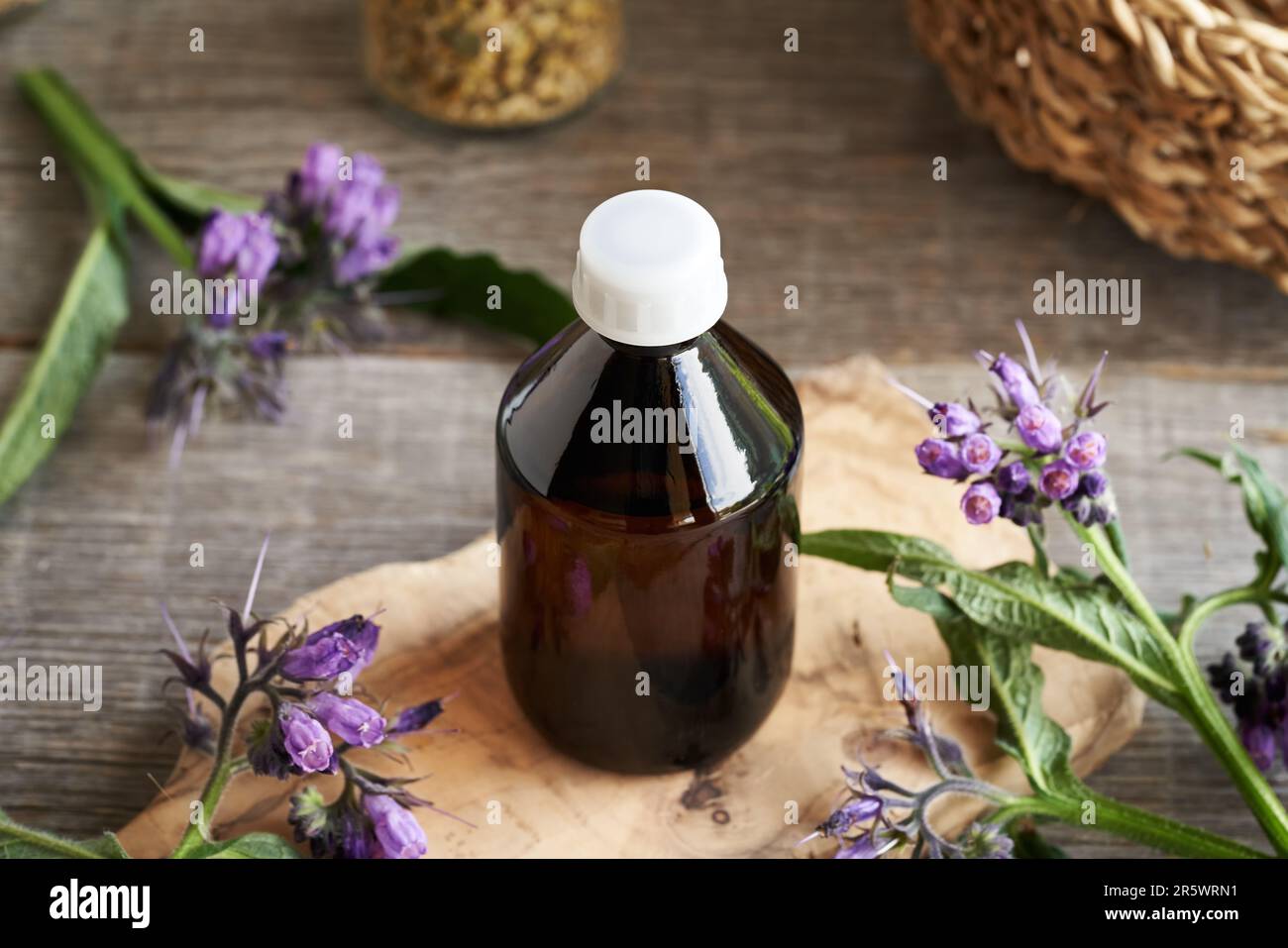 Knitbone hi-res stock photography and images - Alamy