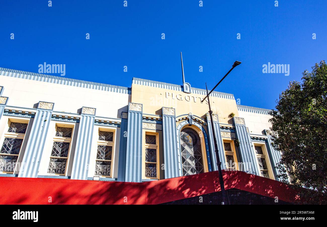 The Toowoomba Pigotts Building was built in 1910 in art deco style as a ...