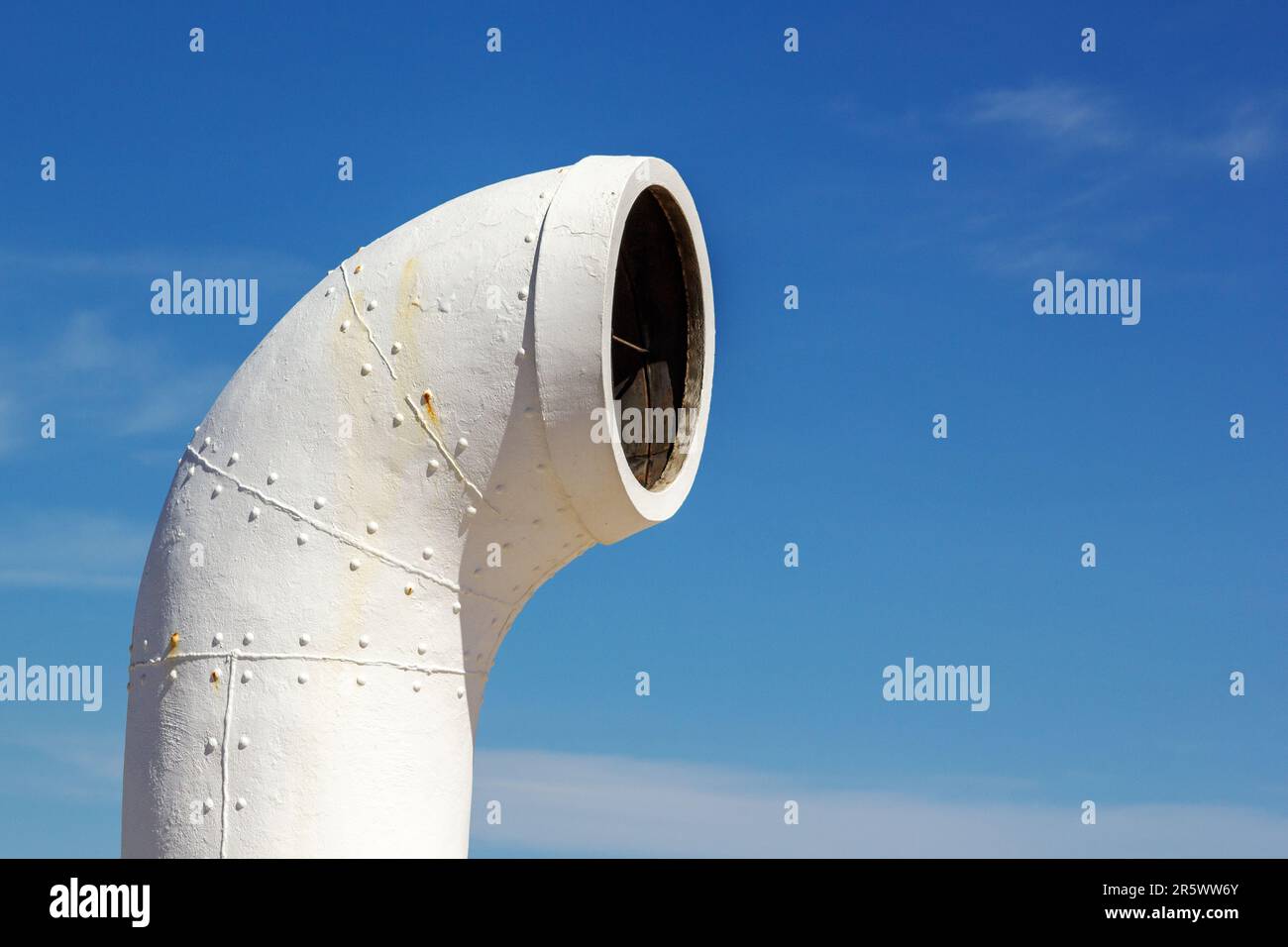 Silver blue sheen hi-res stock photography and images - Alamy