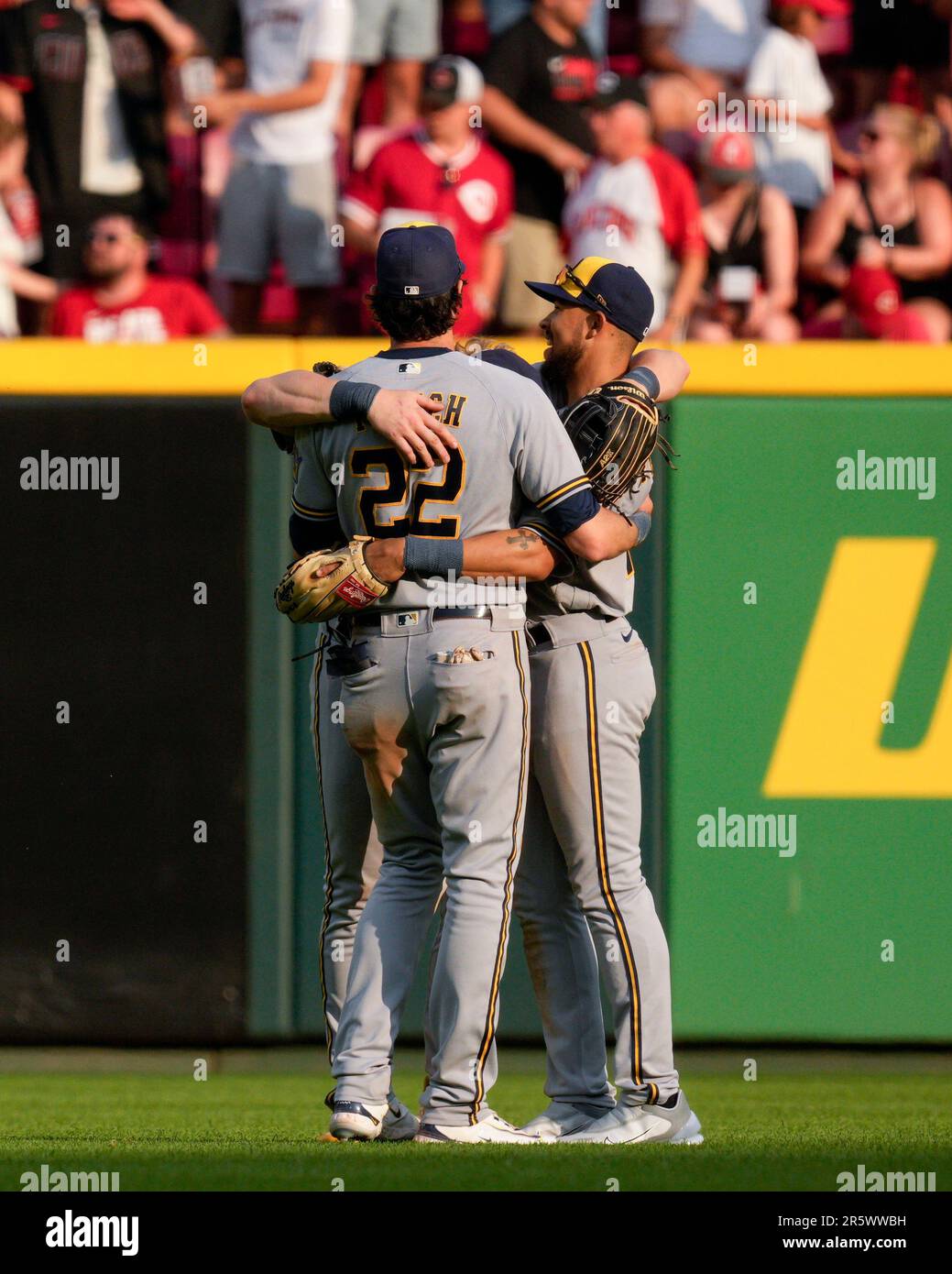 Milwaukee Brewers' Christian Yelich, left, Joey Wiemer (28) and Blake ...