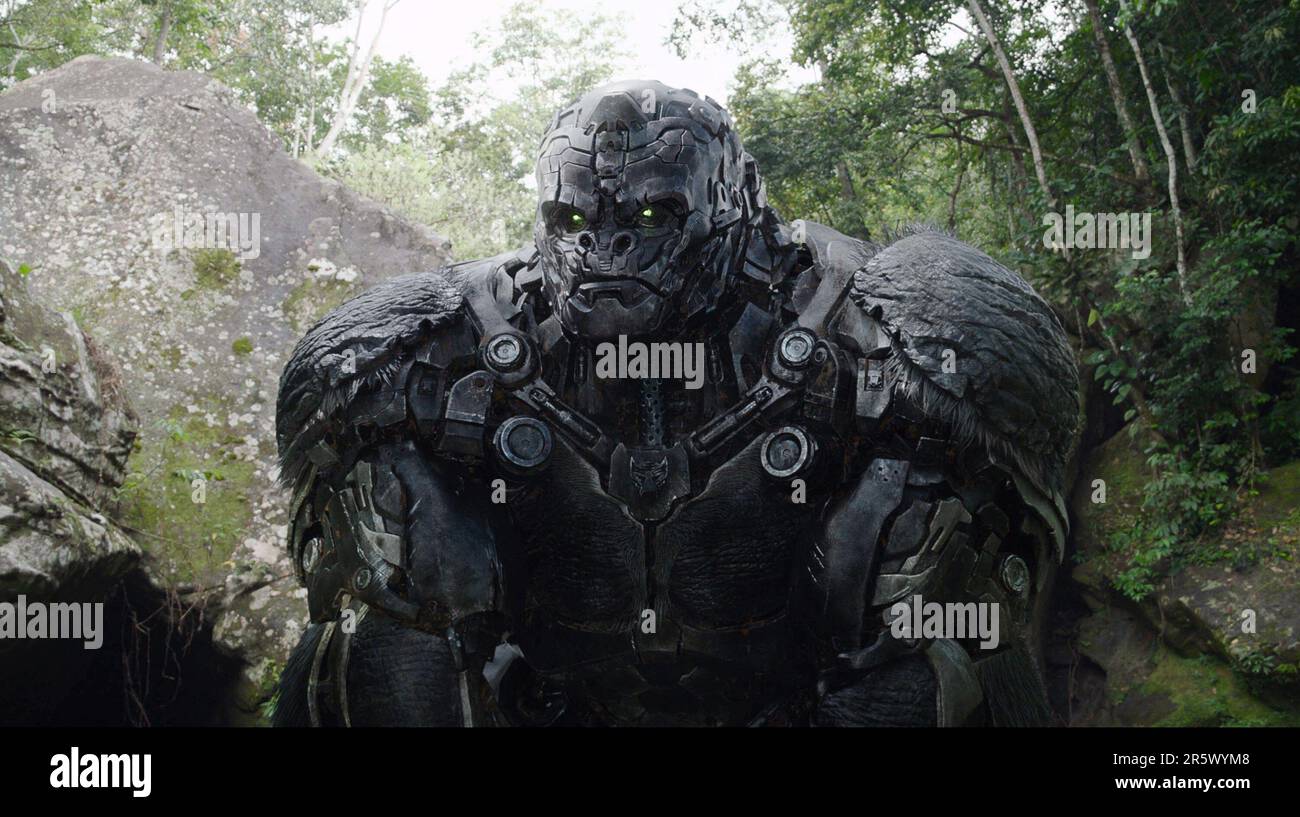 TRANSFORMERS: RISE OF THE BEASTS, Optimus Primal (voice: Ron Perlman ...