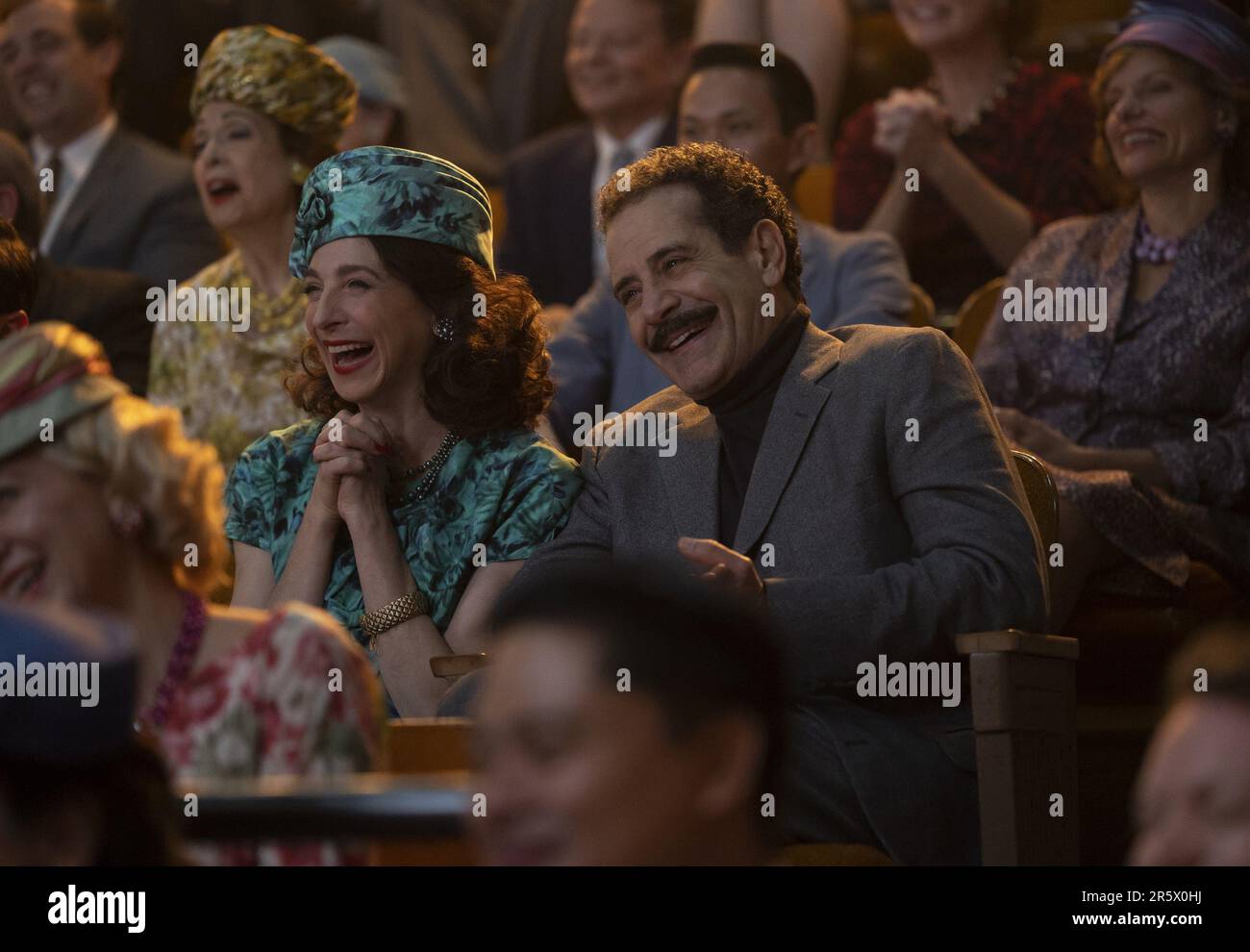THE MARVELOUS MRS. MAISEL, center, from left: Caroline Aaron, Tony ...