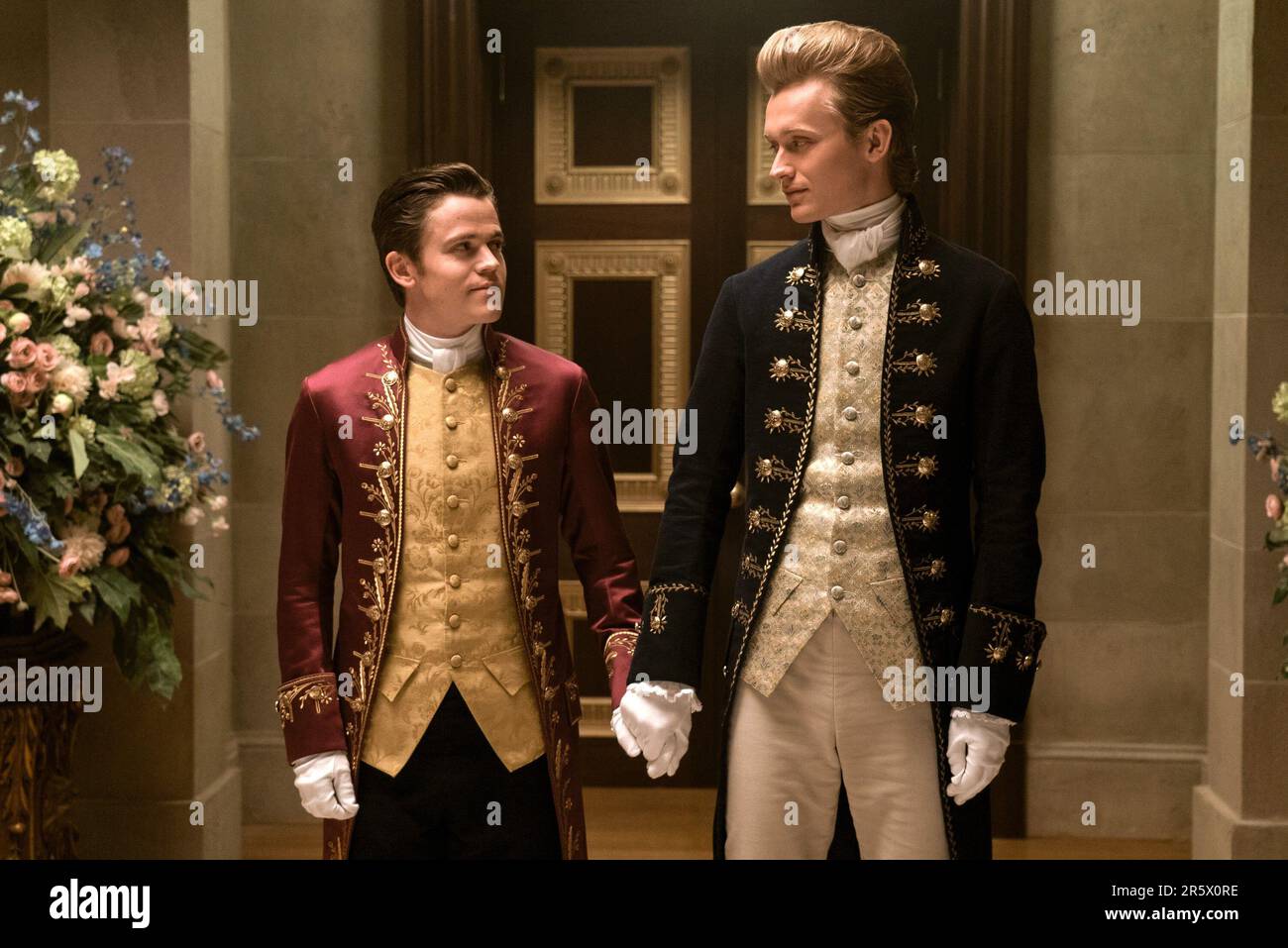 QUEEN CHARLOTTE: A BRIDGERTON STORY, from left: Sam Clemmett, Freddie ...