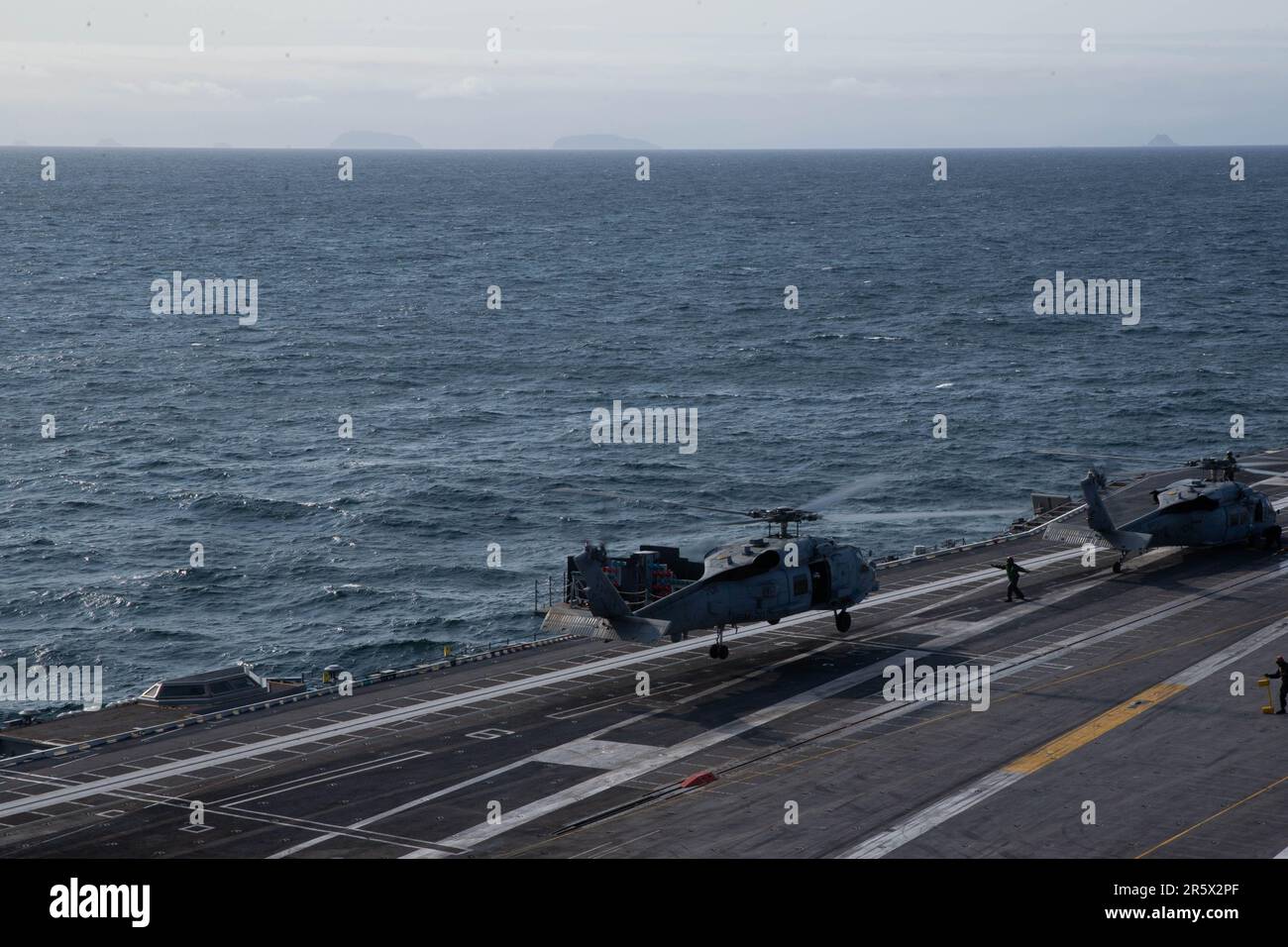 An MH-60R Sea Hawk attached to the "Spartans" of Helicopter Maritime ...