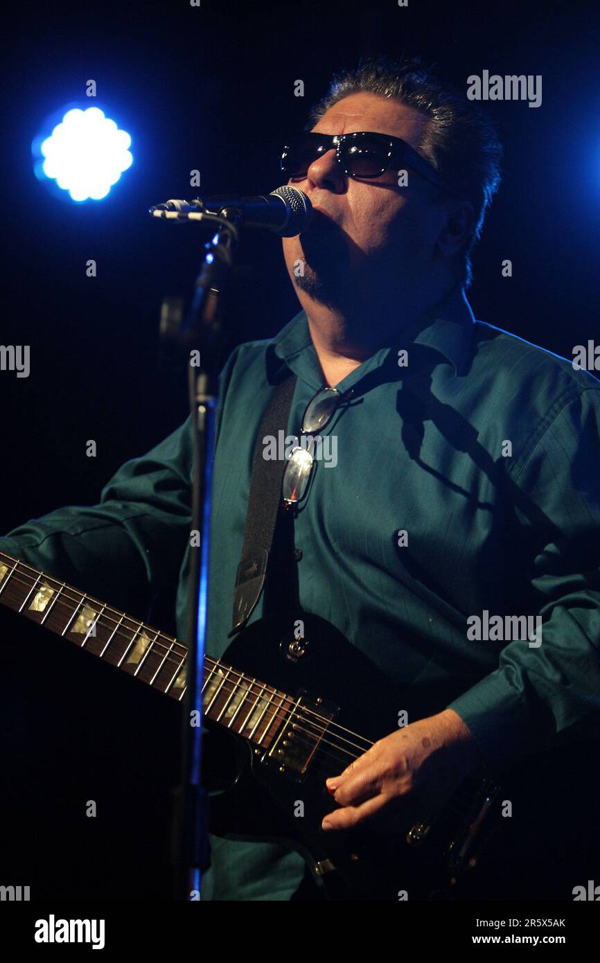 Robert rosas hi-res stock photography and images - Alamy