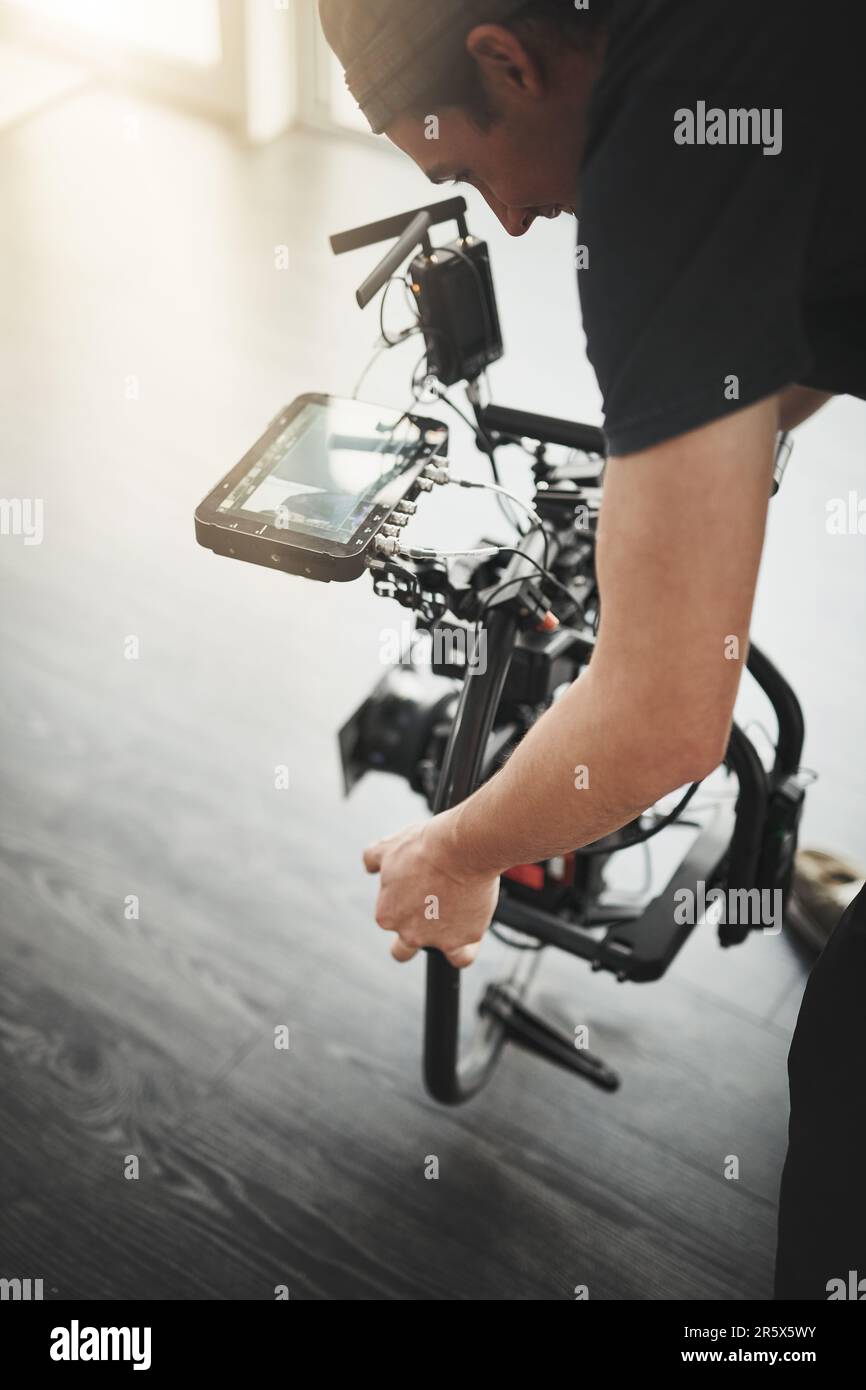 Seeing things from a cinematic point of view. Behind the scenes over ...