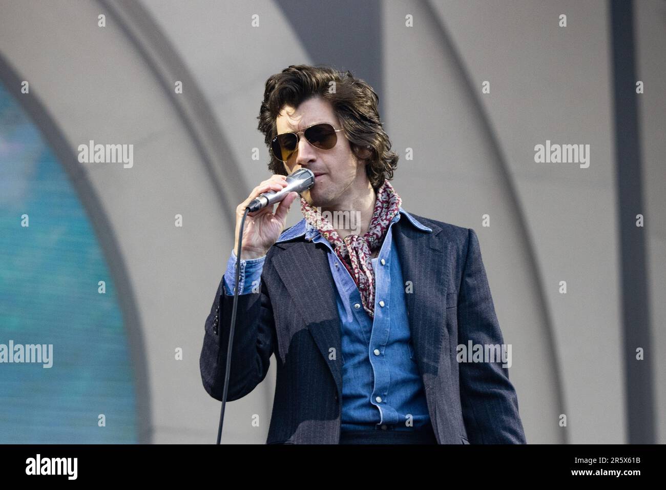 Jamie cook arctic monkeys hi-res stock photography and images - Alamy