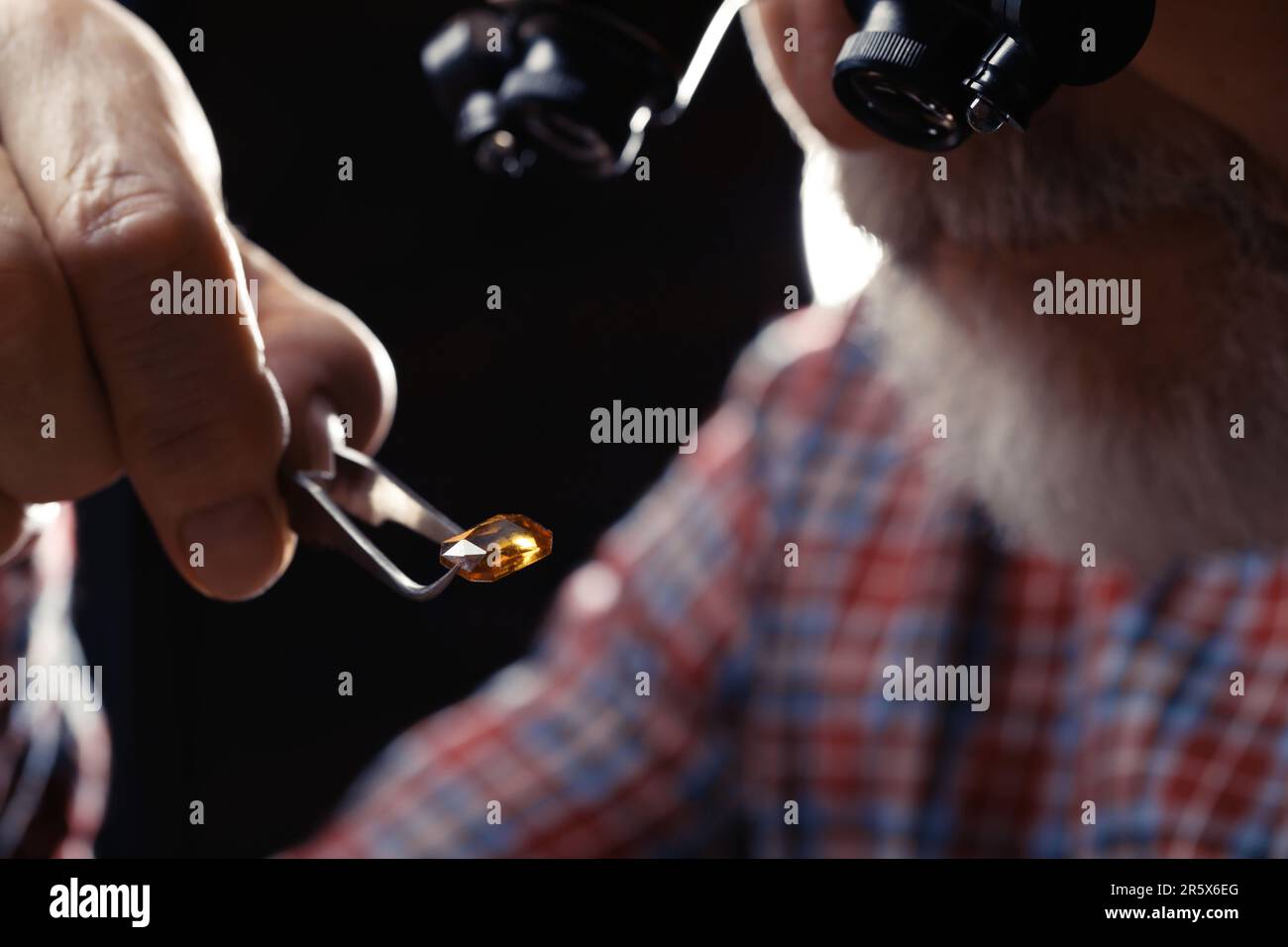 Gemstone working industry hi-res stock photography and images - Alamy