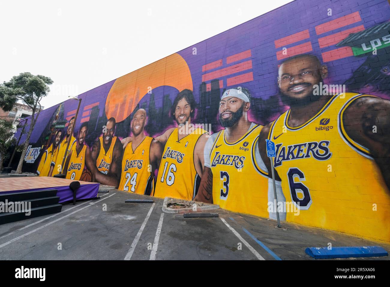 Los Angeles, California, USA. 5th June, 2023. A new Lakers mural is ...