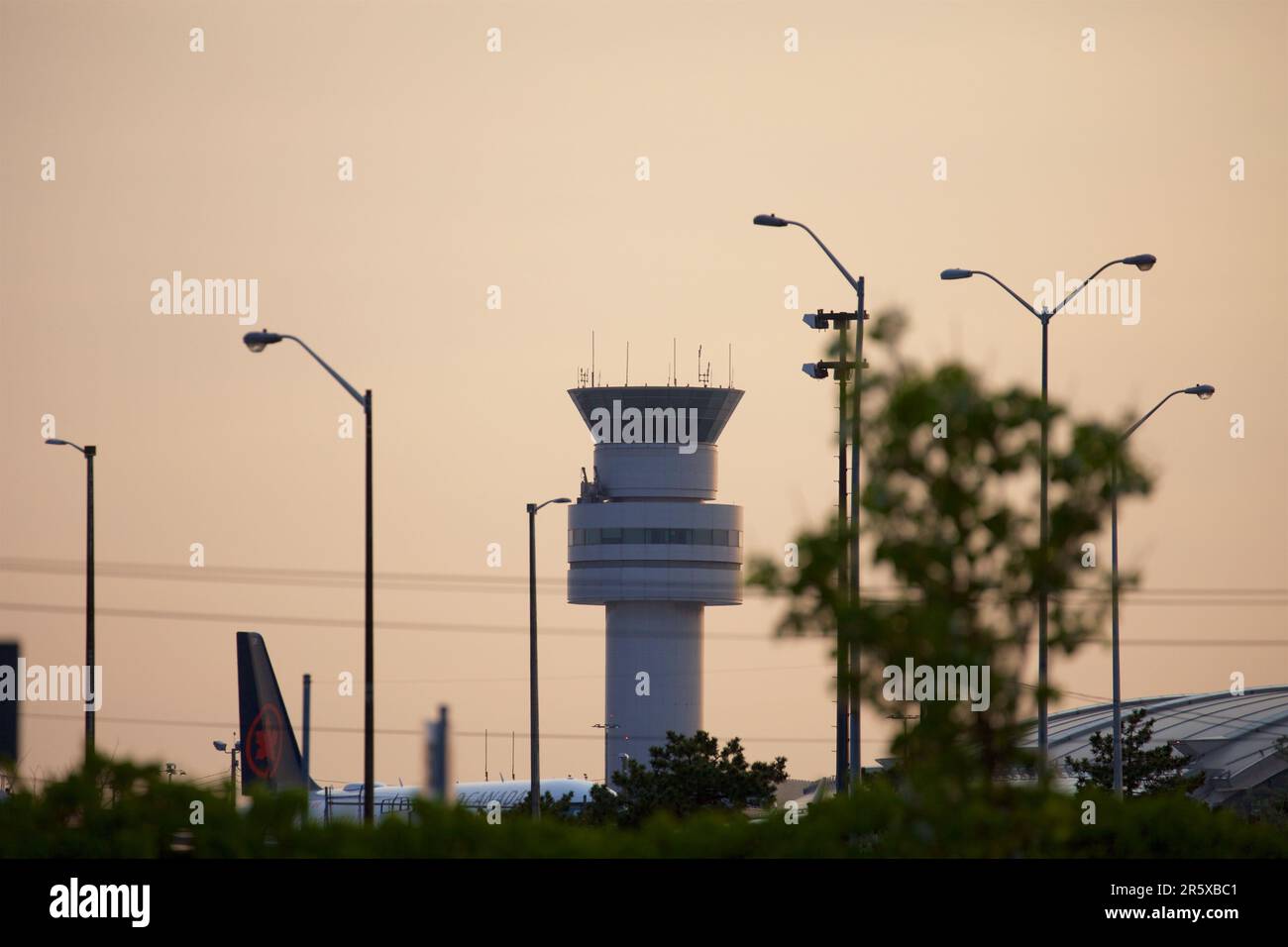 Toronto pearson airport tower hi-res stock photography and images - Alamy
