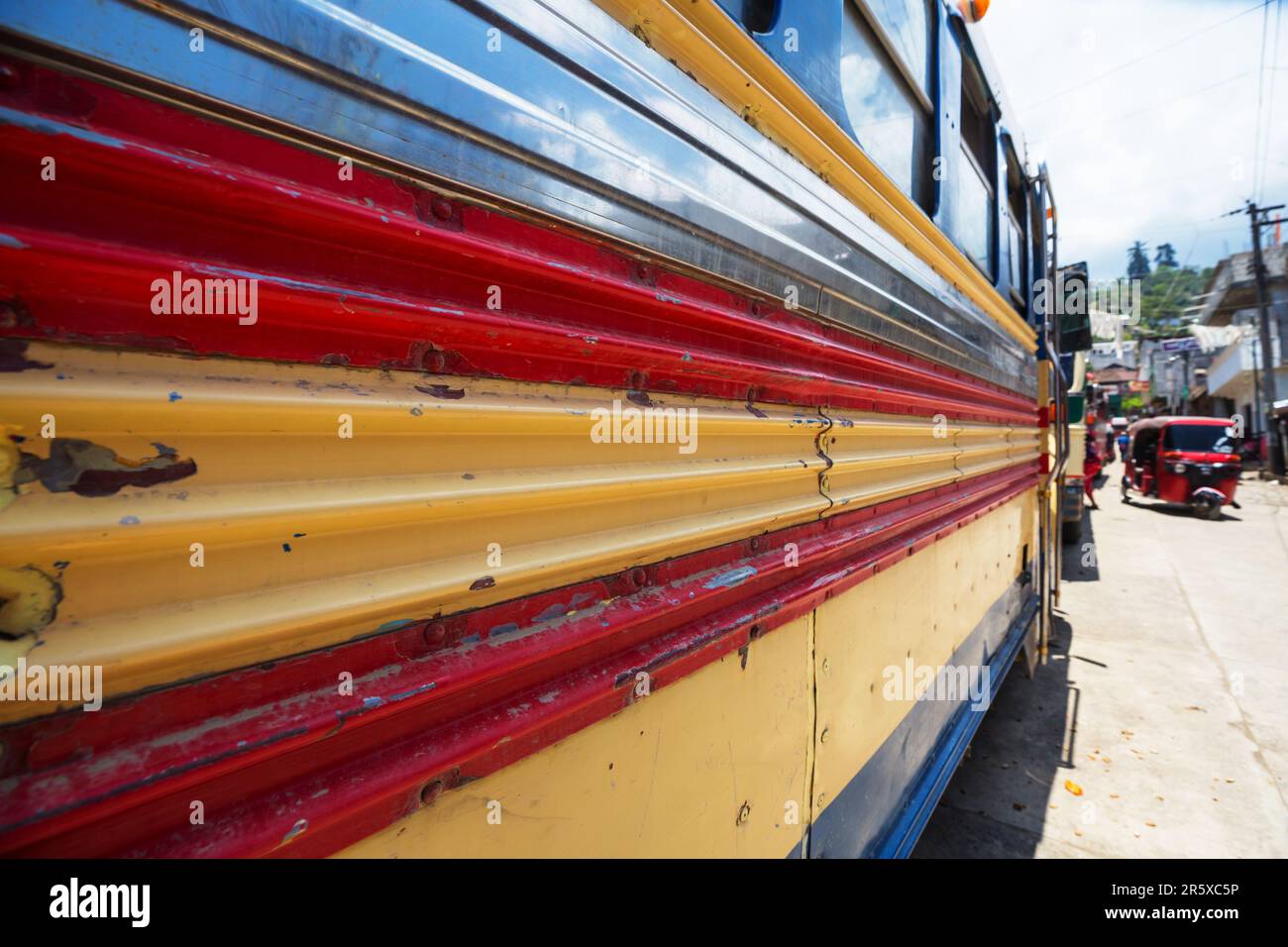 Old bus transport in central america hi-res stock photography and ...