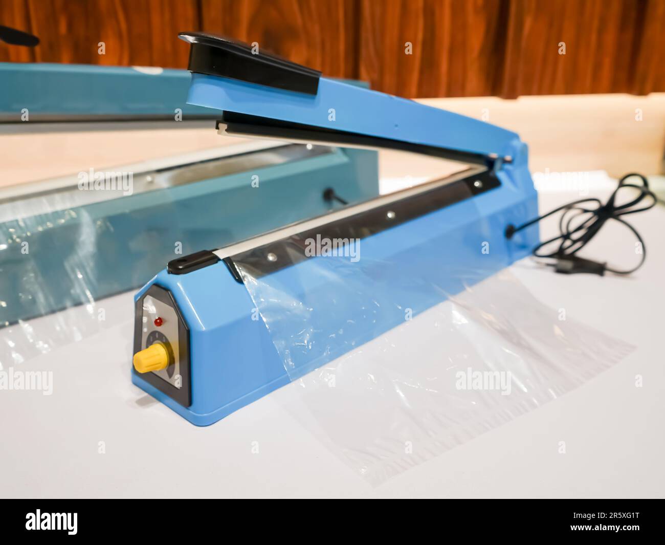 A plastic sealer is a small and handy tool designed to seal plastic ...