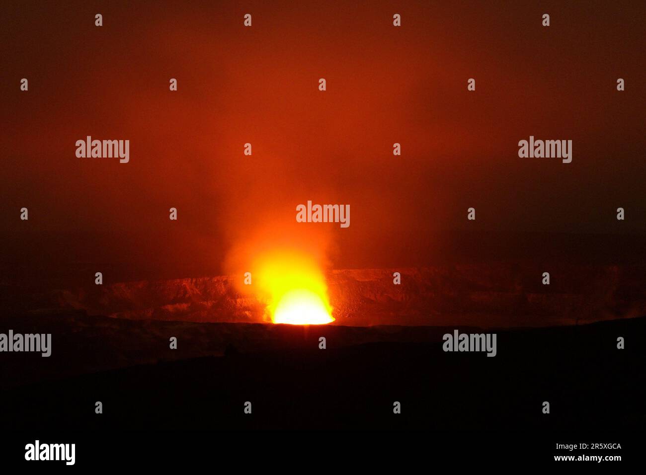 Volcano volcano eruption hi-res stock photography and images - Alamy