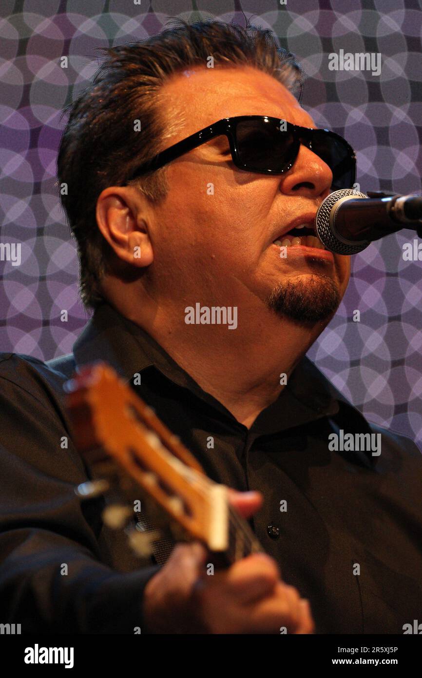 Robert rosas hi-res stock photography and images - Alamy