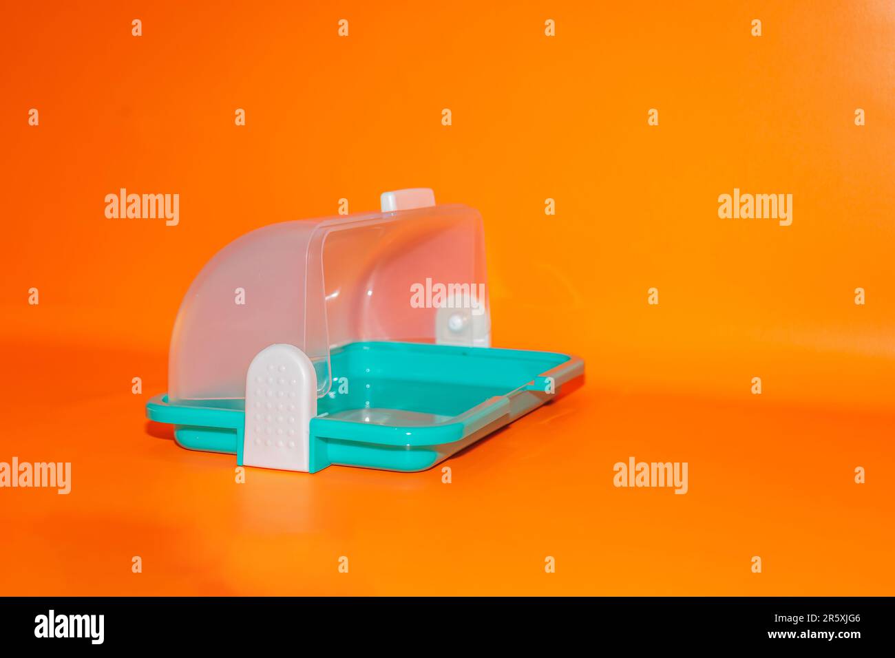 The Rectangular Cake Container with Teal Lid is the perfect storage ...