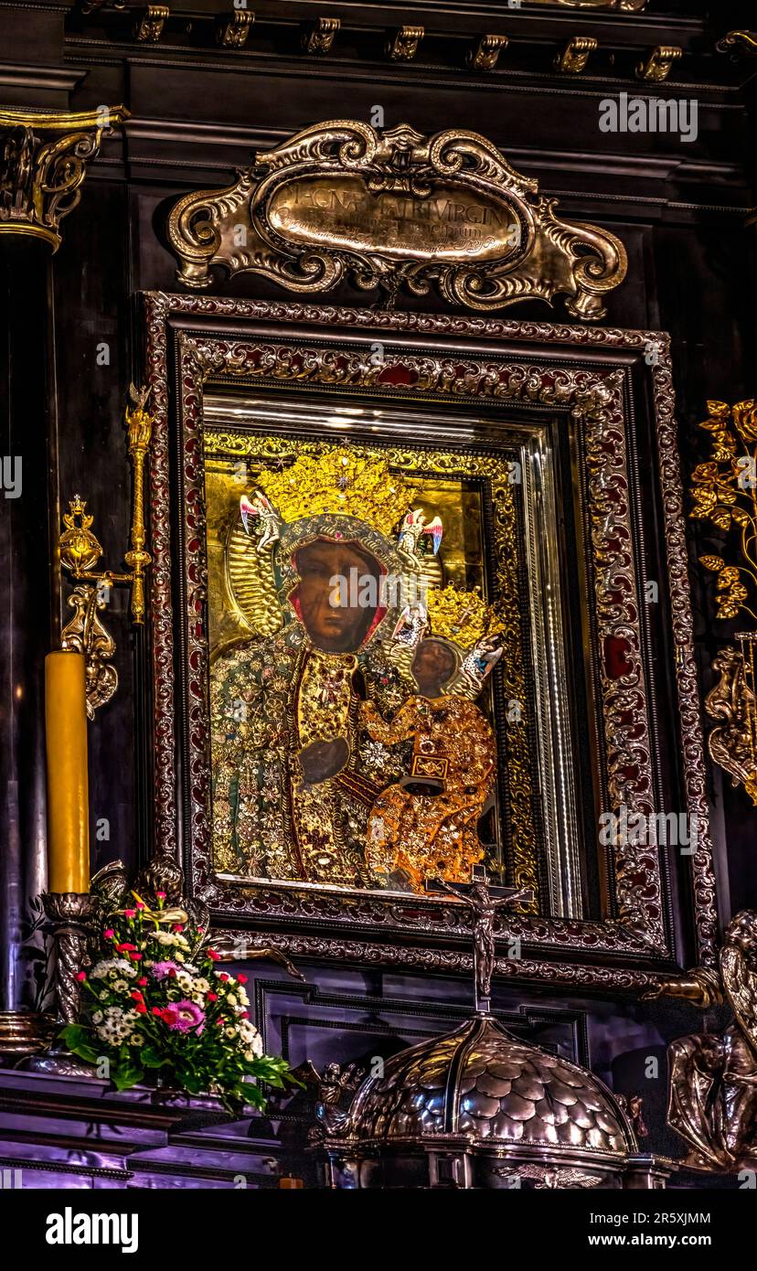 Real Black Madonna Virgin Mary Icon Jasna Gora Poland. Details in Mary ...