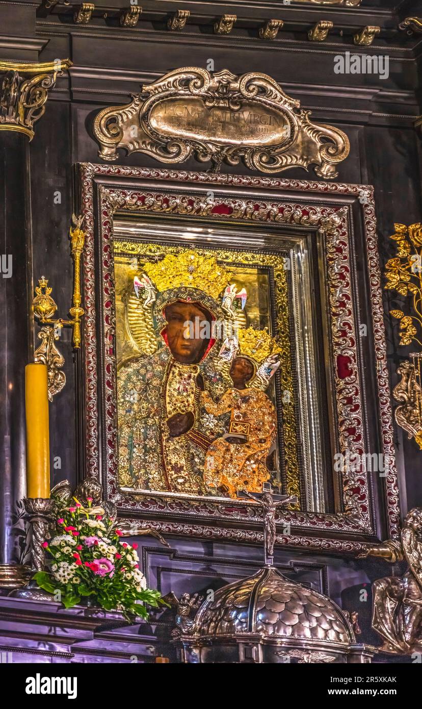 Real Black Madonna Virgin Mary Icon Jasna Gora Poland. Details in Mary ...