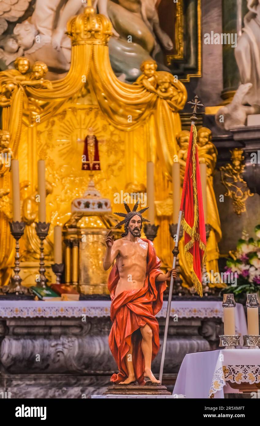 Altar Christ Victor Statue Jasna Gora New Basilica Black Madonna Home ...