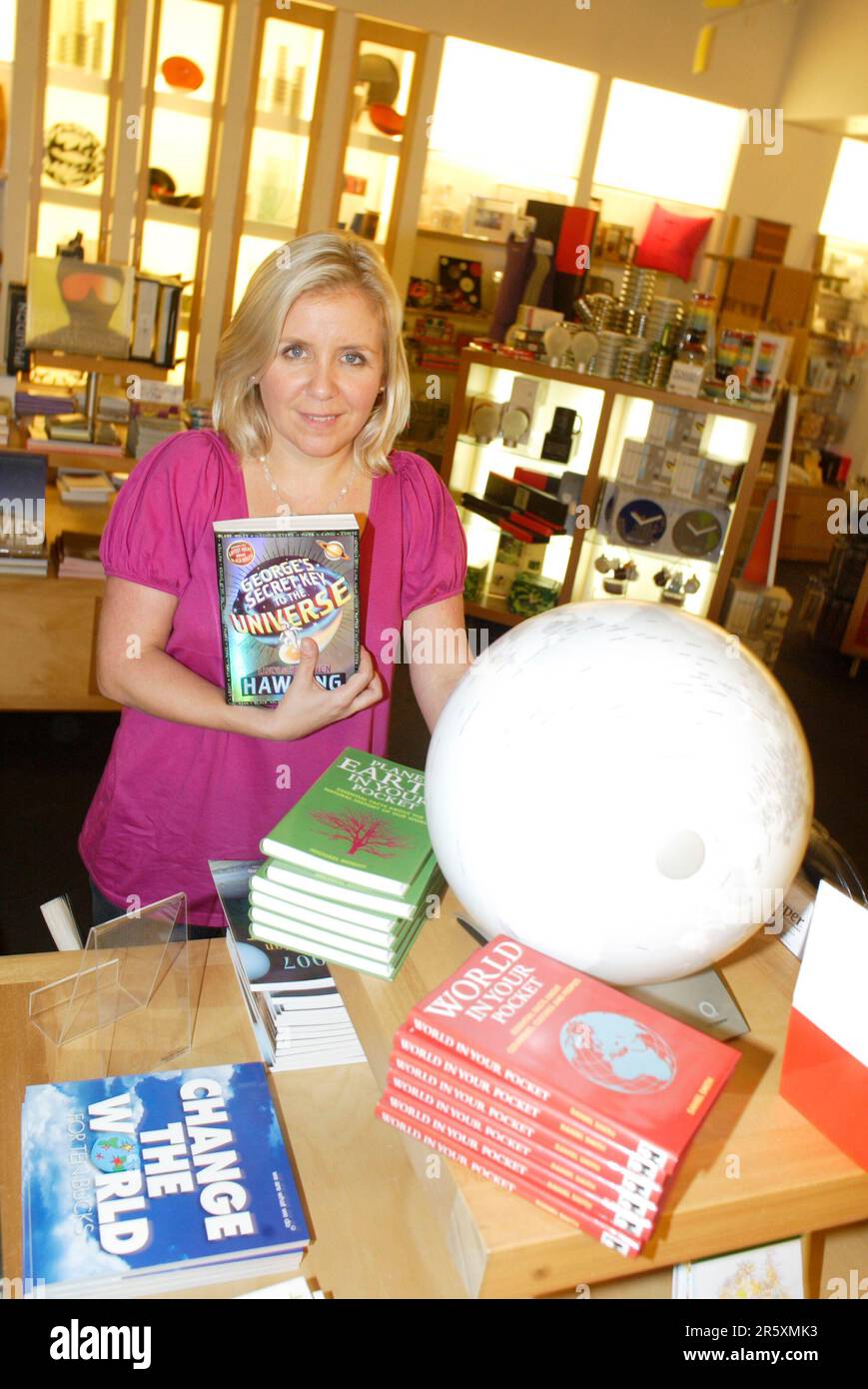 Lucy Hawking, daughter of physicist and astronomer Stephen Hawking ...