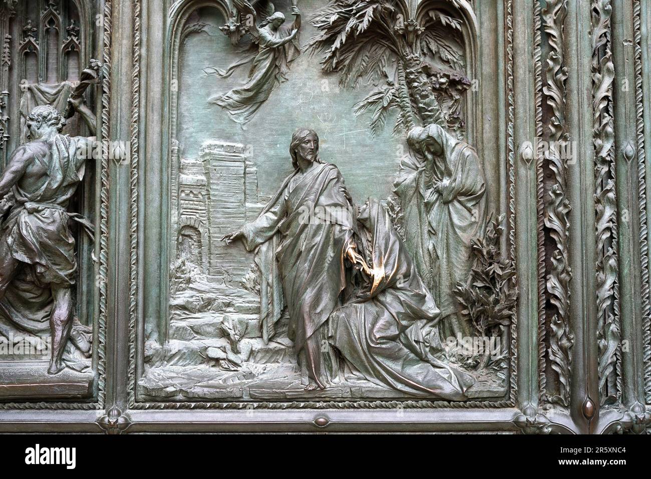 Ornament Building at Duomo Cathedral, Milan, Italy Stock Photo - Alamy