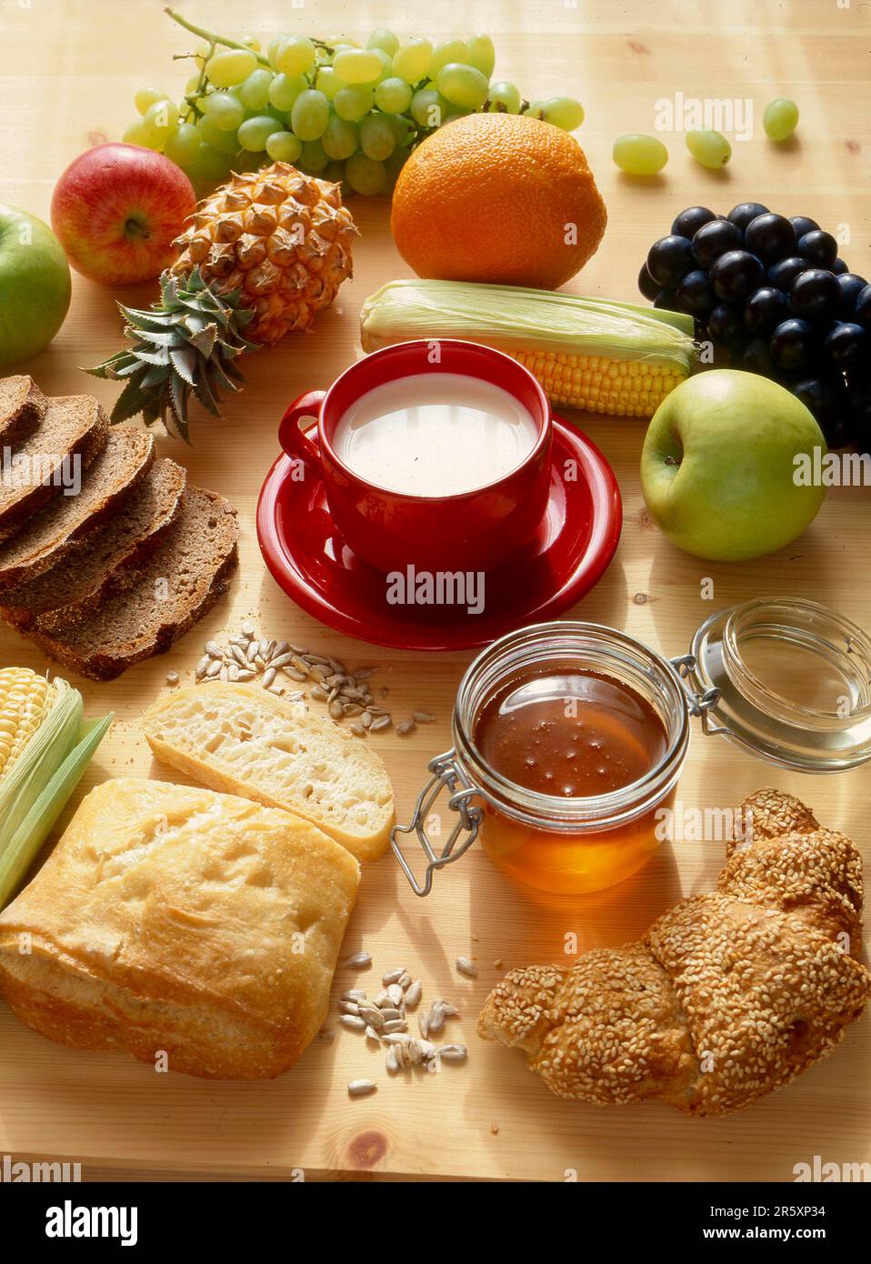 Milk and bread hi-res stock photography and images - Alamy