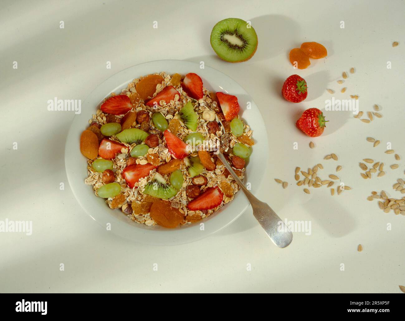Grain muesli hi-res stock photography and images - Alamy