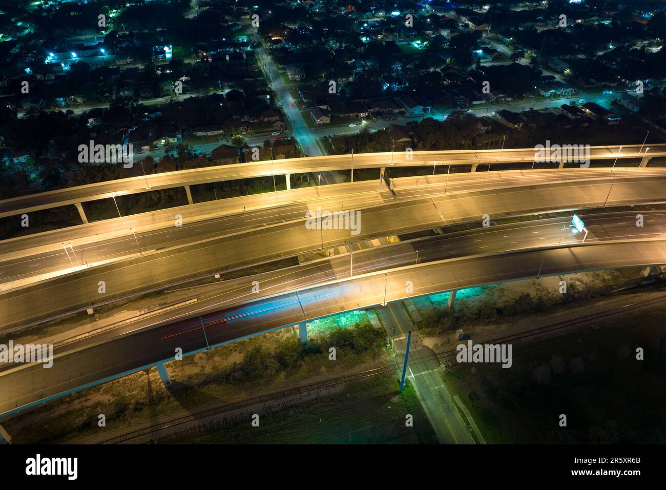 Tampa freeway interchange elevated road hi-res stock photography and ...