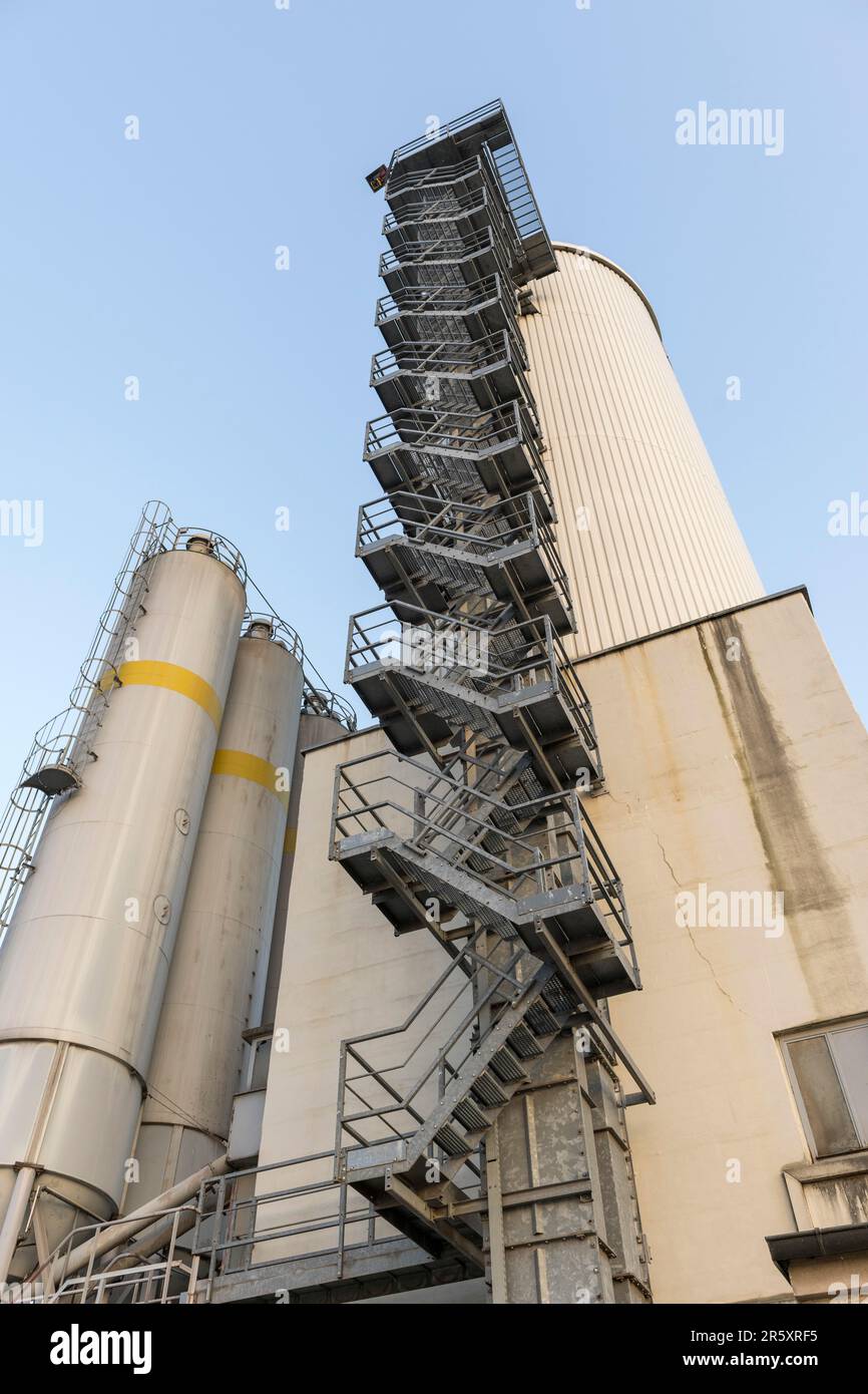 Silos for building materials, cement, sand, concrete, Stuttgart, Baden ...