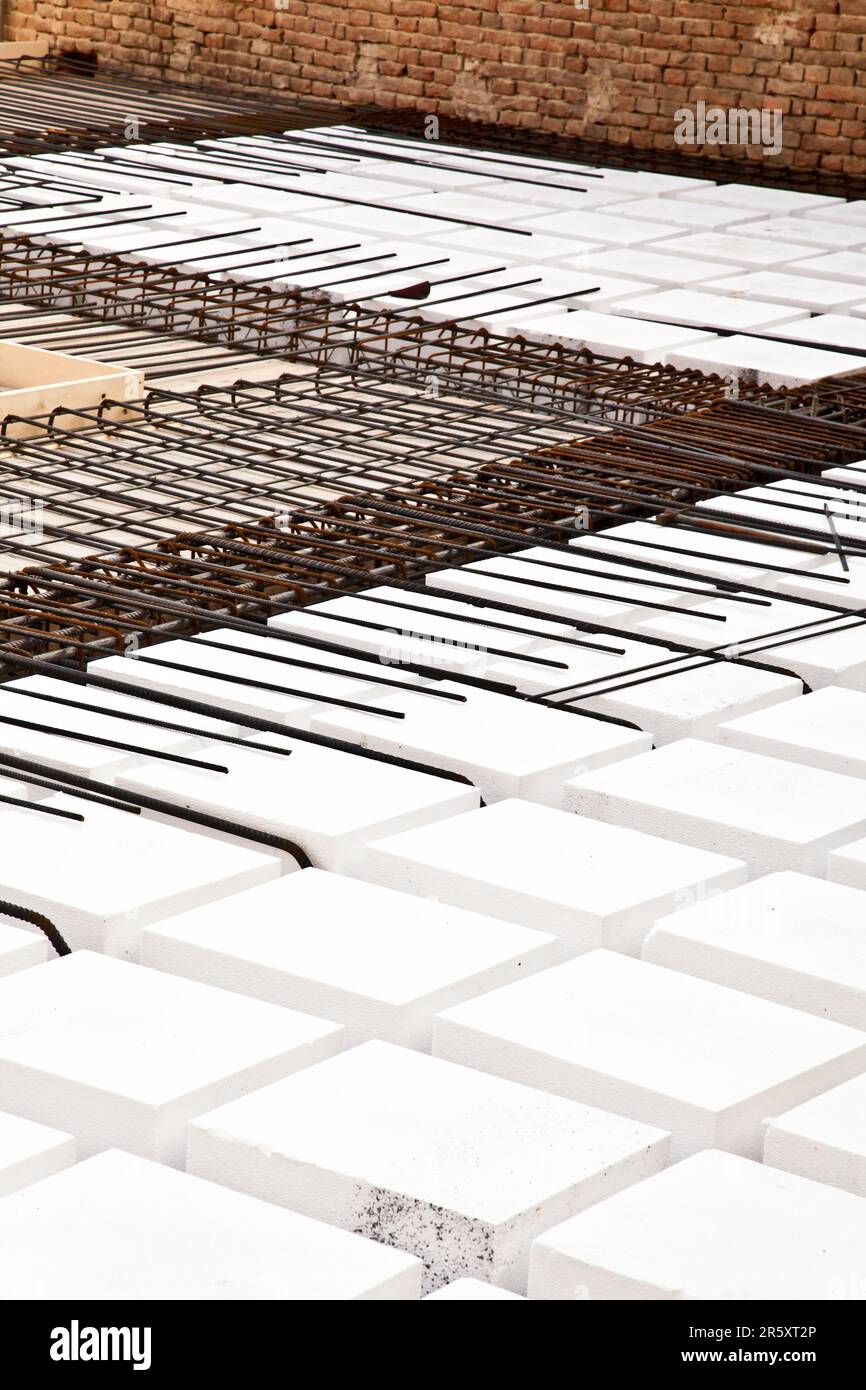 Technical detail of building operations: floor. Materials: polystyrene ...