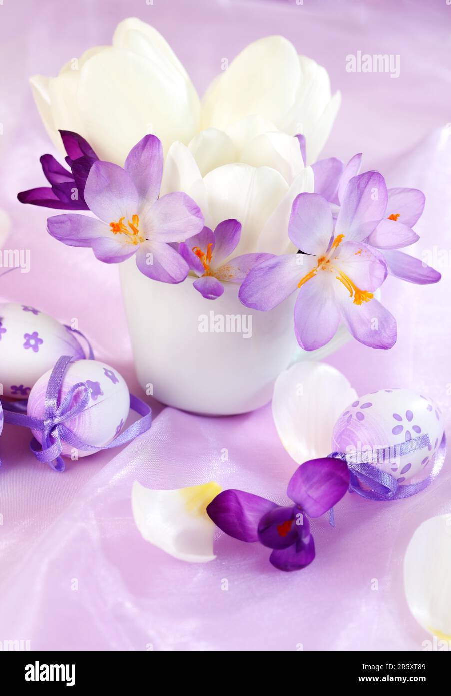 Anniversary ceremonial hi-res stock photography and images - Alamy