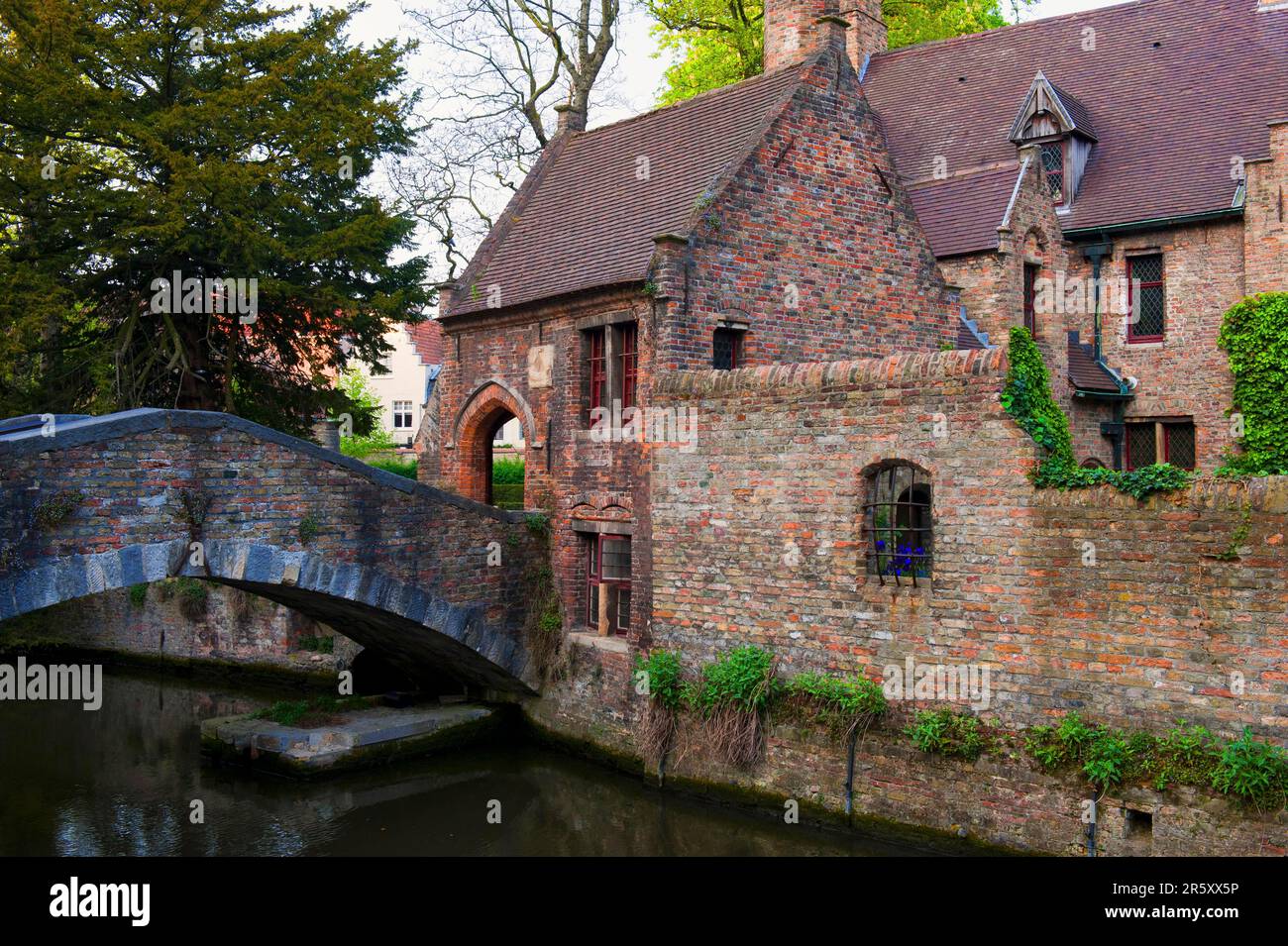 The smallest bridge in the city, Old Town of Bruges, Bruges, Flanders ...