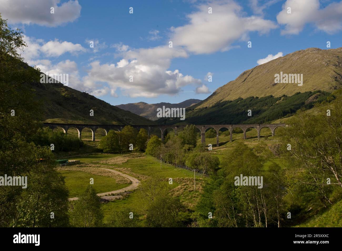 Outdoor railway hi-res stock photography and images - Alamy