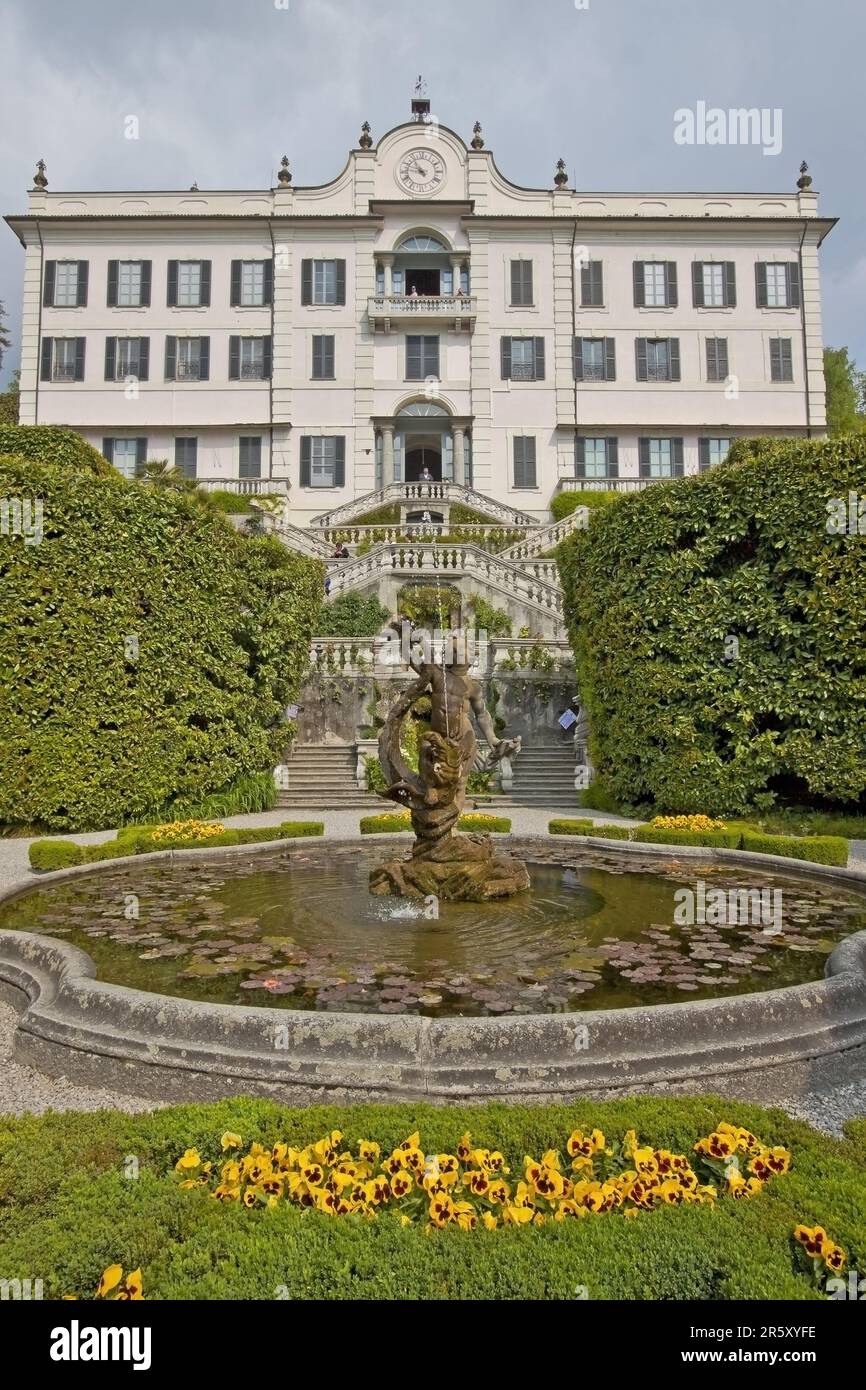 Fountain, botanical garden, Villa Carlotta, on Lake Como, Tremezzo ...