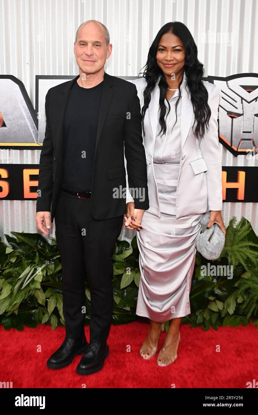 New York, USA. 05th June, 2023. (L-R) Brian Robbins and Tracy James attend Paramount's ...