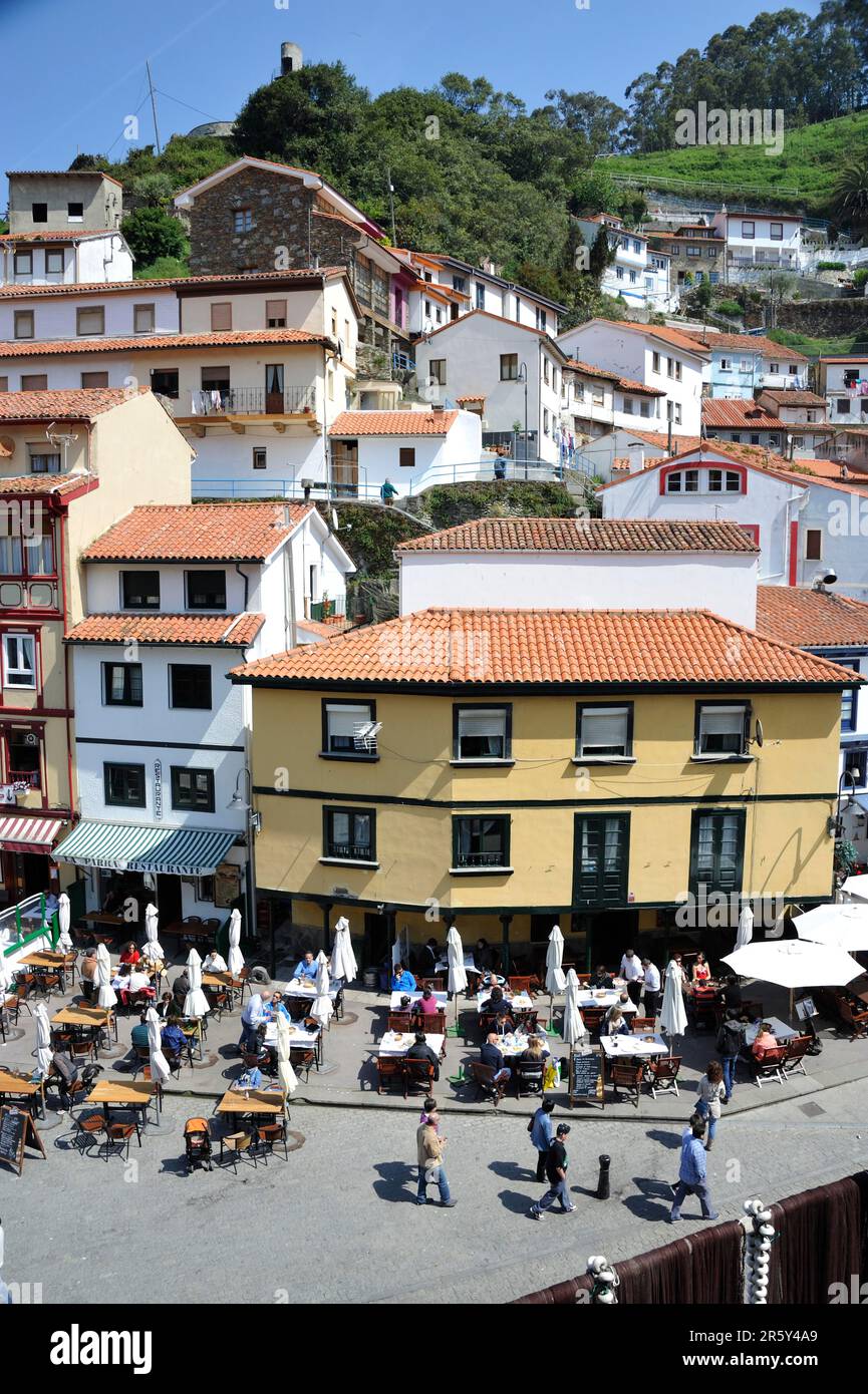 Overview cudillero hi-res stock photography and images - Alamy