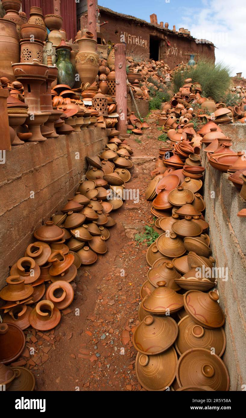 Morocco, clay jugs in front of a hotel, pottery, potteries Stock Photo ...
