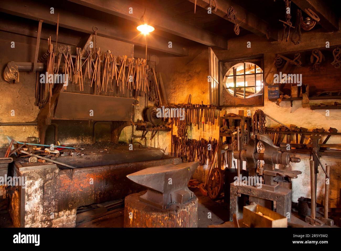 Open air forge hi-res stock photography and images - Alamy