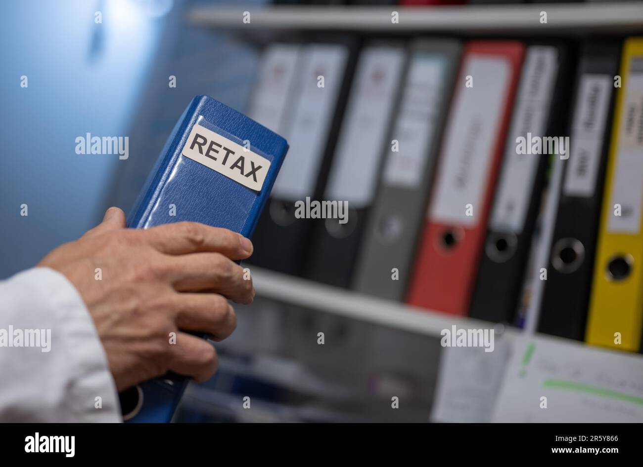 Berlin, Germany. 05th June, 2023. Numerous file folders with documents ...