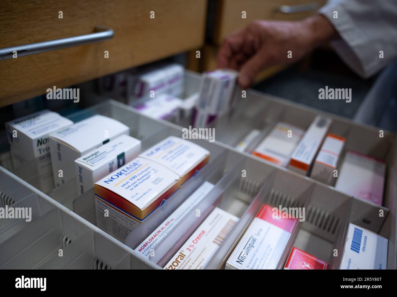 Berlin, Germany. 05th June, 2023. Various prescription drugs, including painkillers, are in a ...